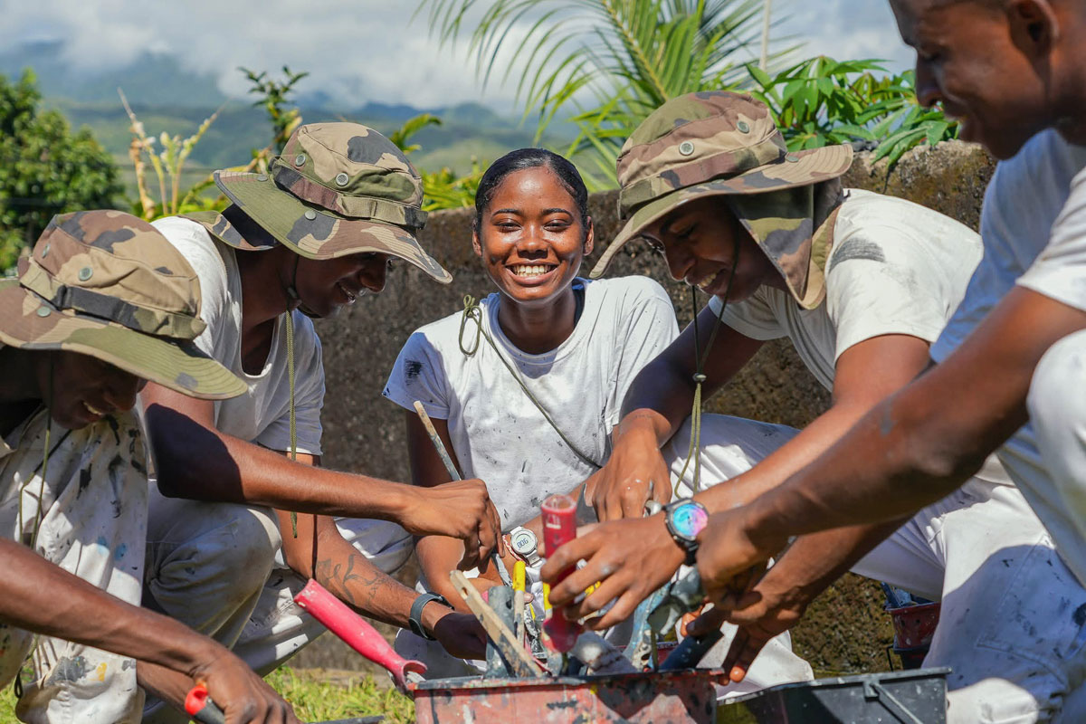 Engagement, savoir-faire et solidarité avec le RSMA de La Réunion ...